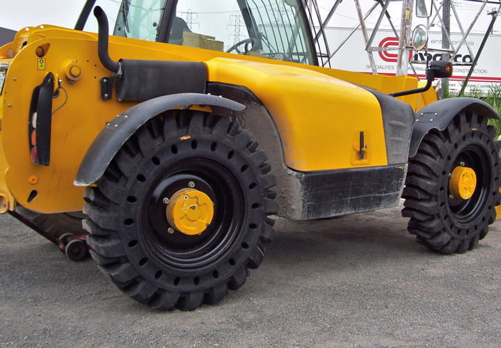 Brawler HPS Telehandler Tire - Trelleborg Tires Durable